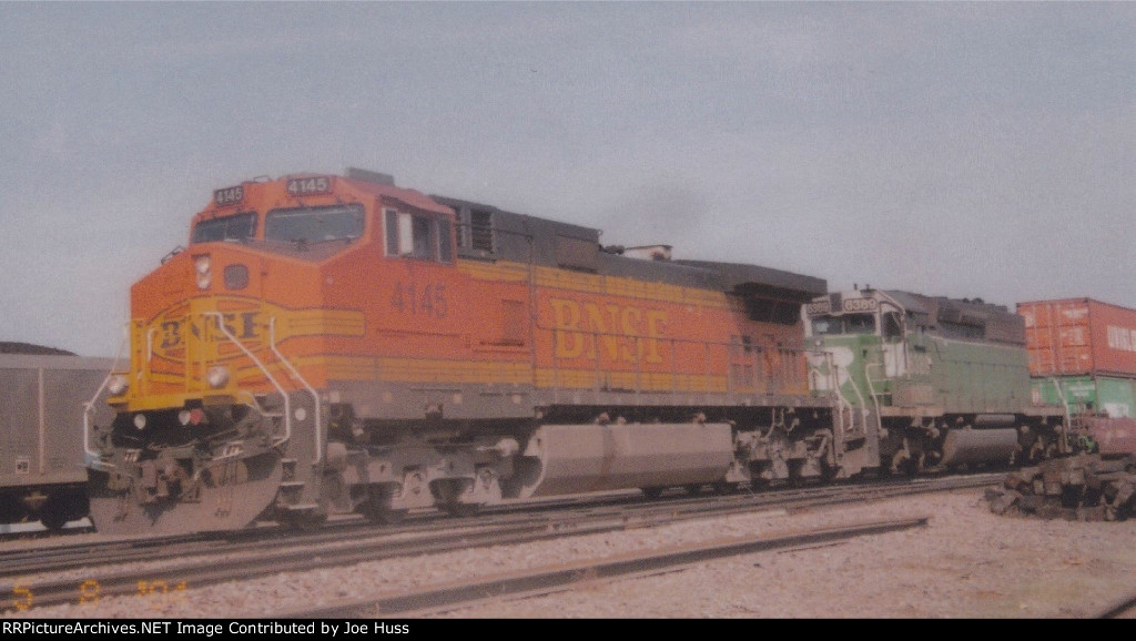 BNSF 4145 East